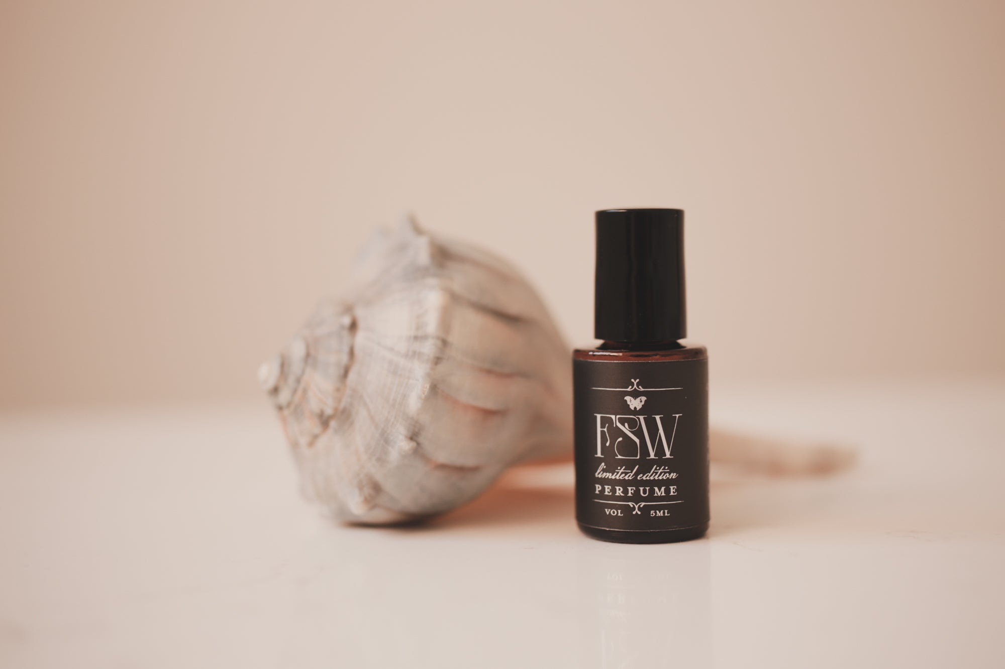 Seashell - Perfume for the 1.18.26 New Moon – For Strange Women